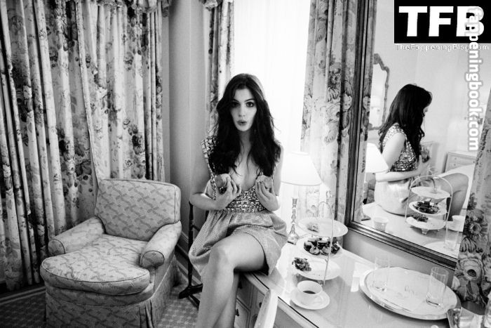 Anne Hathaway Nude The Fappening Photo 1538905 Fappeningbook