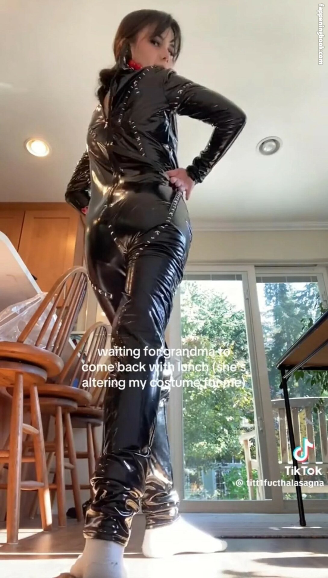 charlize Nude, OnlyFans Leaks, Fappening - FappeningBook