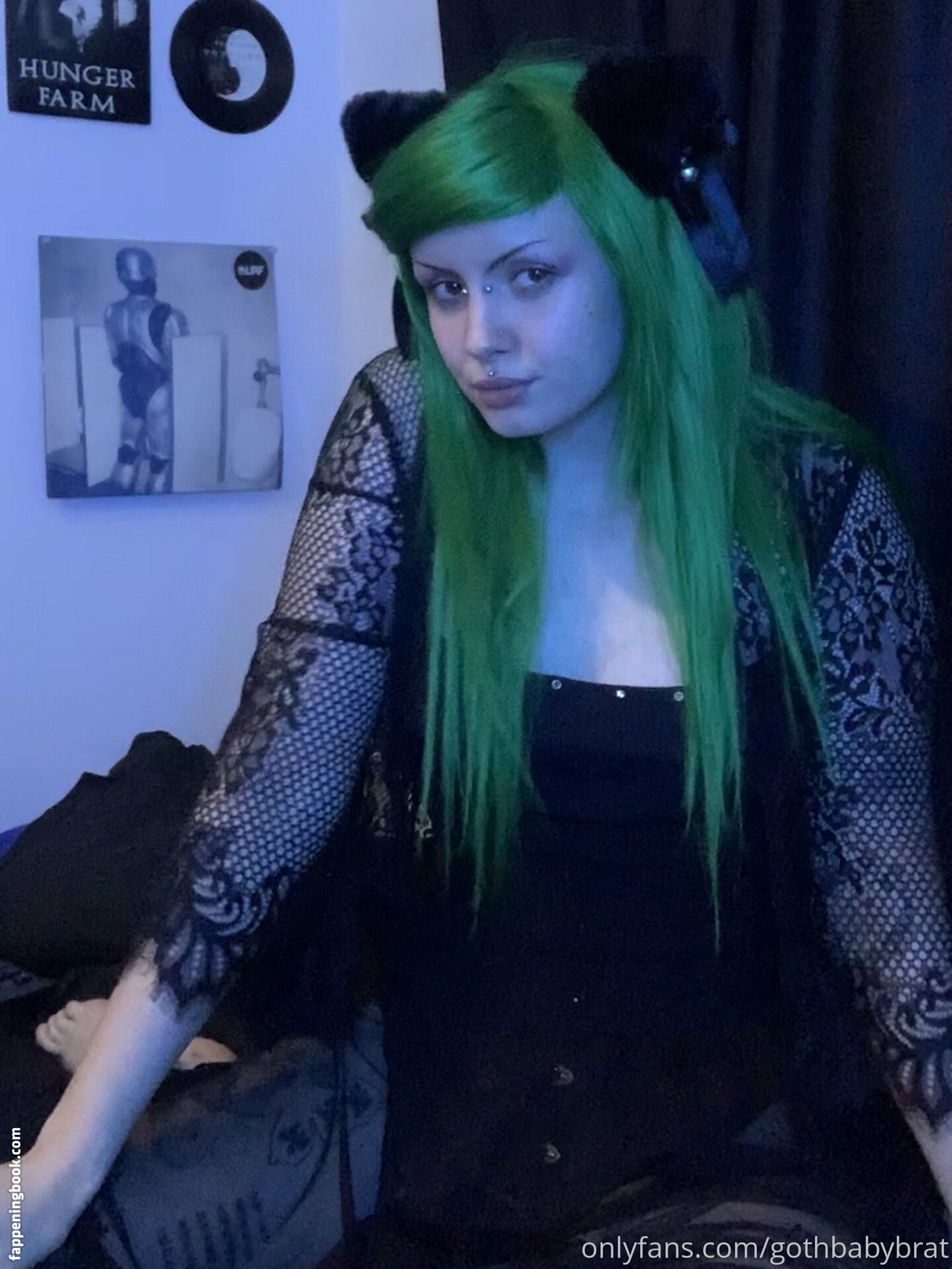 gothbabybrat / trashbabybrat666 Nude, OnlyFans Leaks, Fappening - FappeningBook