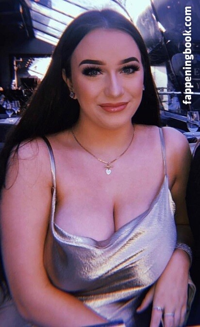 Grace Baker / gracetbaker Nude, OnlyFans Leaks, Fappening - FappeningBook
