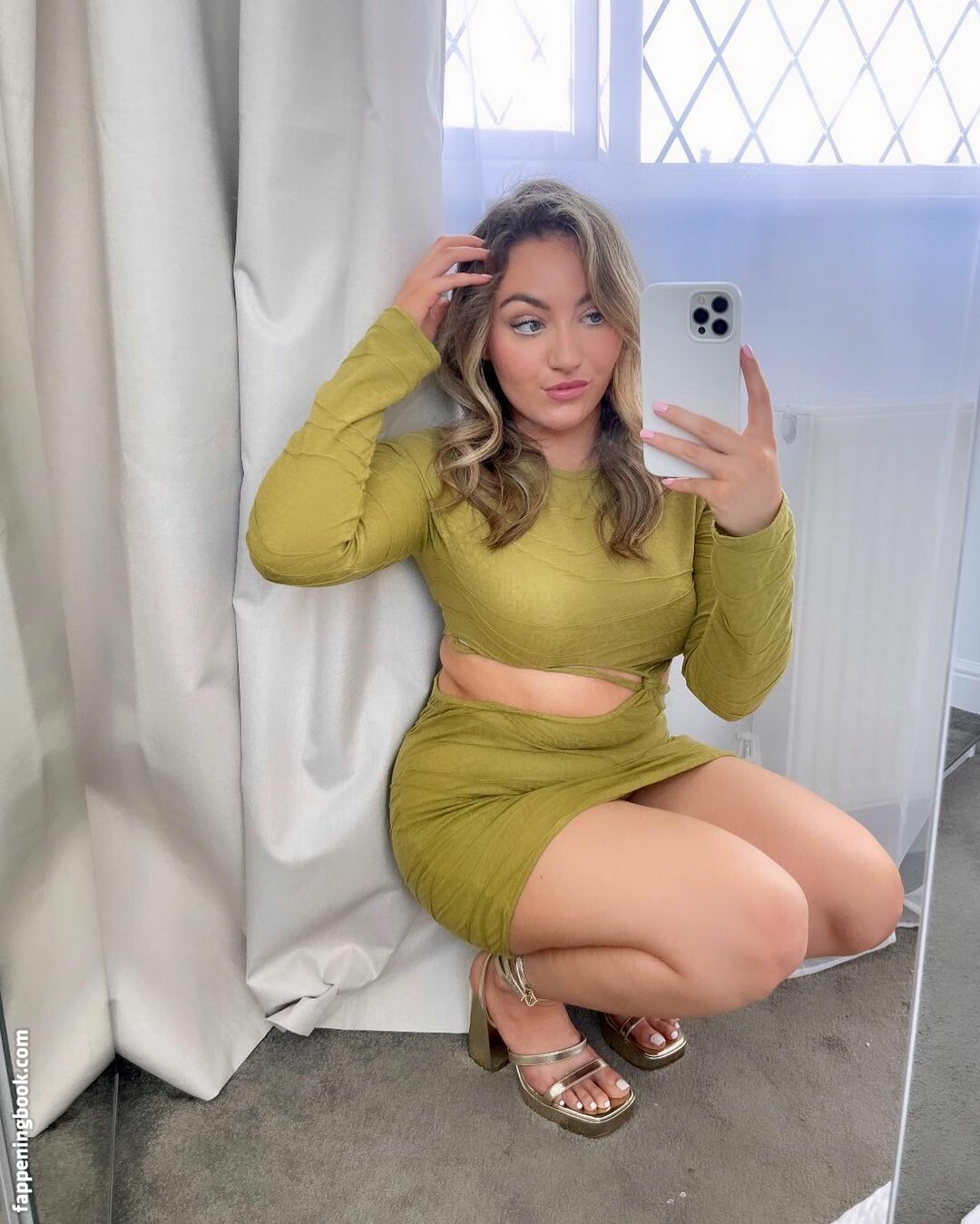 Leah Reuben / leahreuben Nude, OnlyFans Leaks, Fappening - FappeningBook