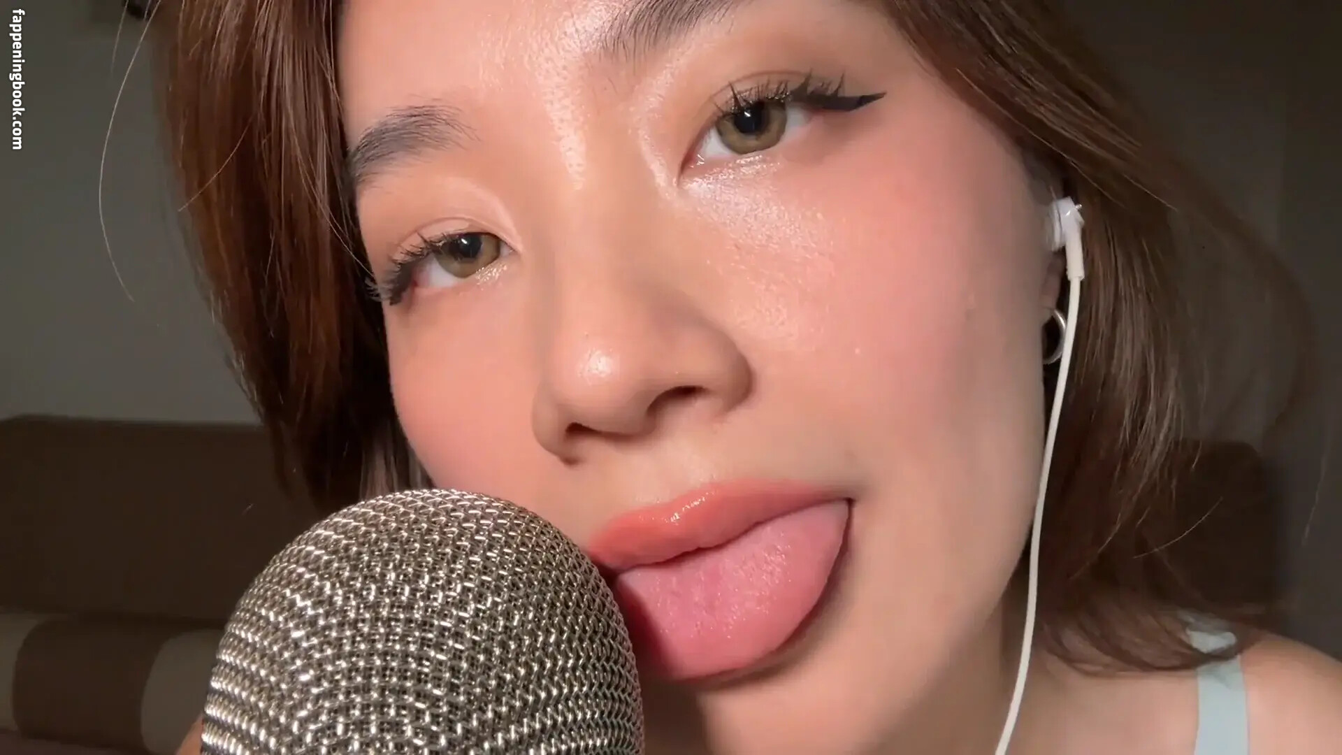 Lin ASMR / linlinasmr Nude, OnlyFans Leaks, Fappening - FappeningBook