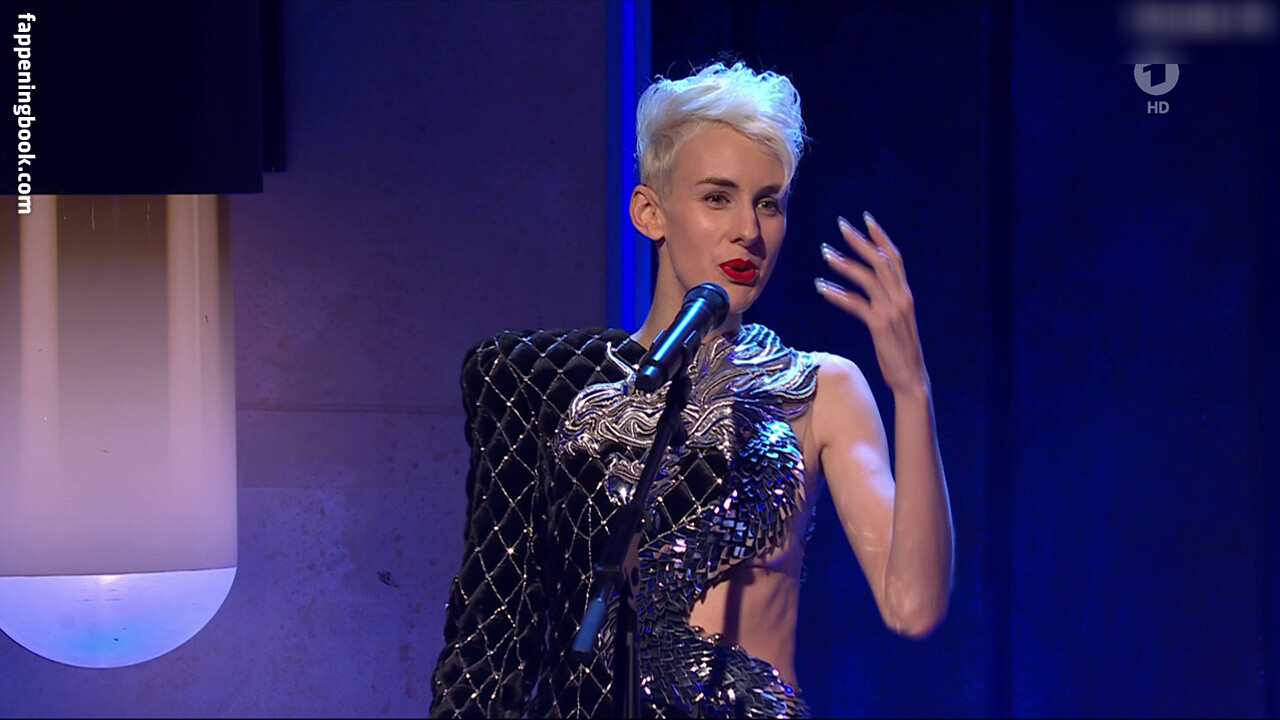 Lisa Eckhart Nude, OnlyFans Leaks, Fappening - FappeningBook