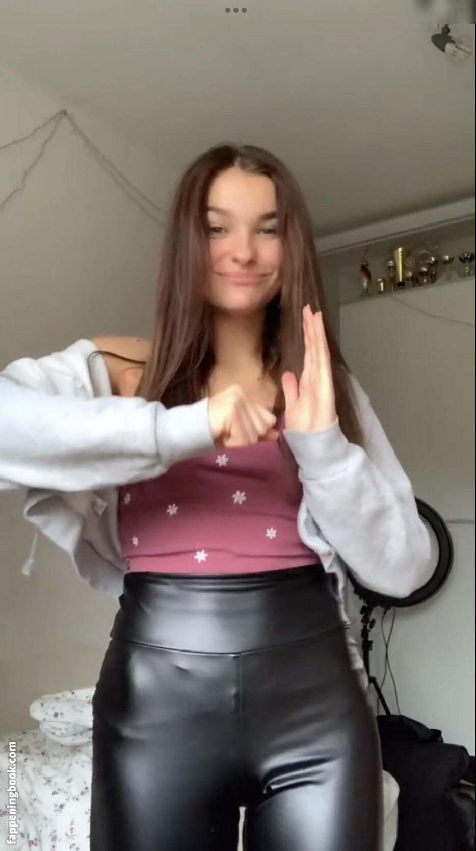 Marylu.ly Nude, OnlyFans Leaks, Fappening - FappeningBook