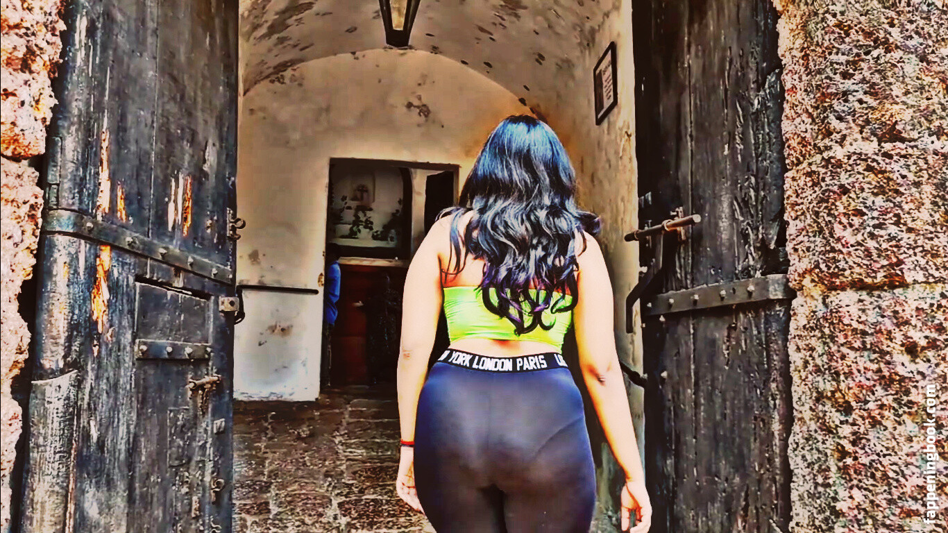 Radhika Maroo Nude, OnlyFans Leaks, Fappening - FappeningBook